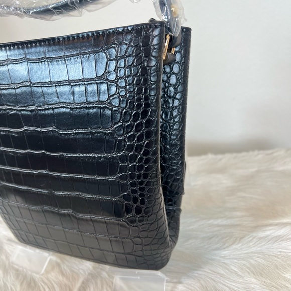 Bags | Nwt Aota Bucket Bag Vegan Leather | Poshmark